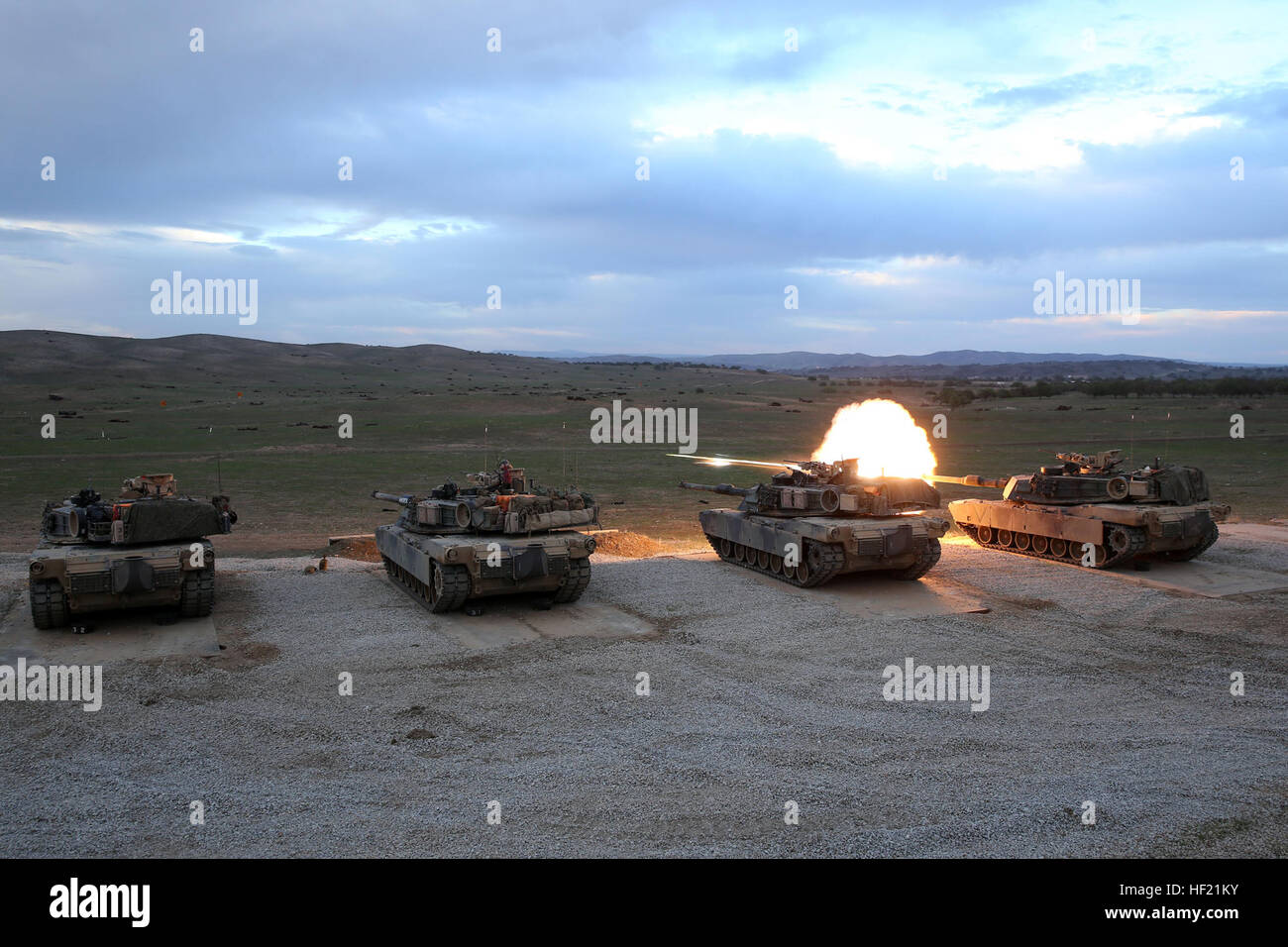 Marines with the tank platoon, Battalion Landing Team 2nd Battalion ...