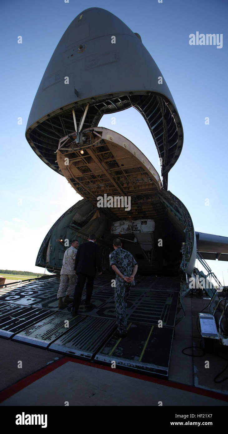Lieutenant Col. Matthew Puglisi, left, officer-in-charge, Forward ...