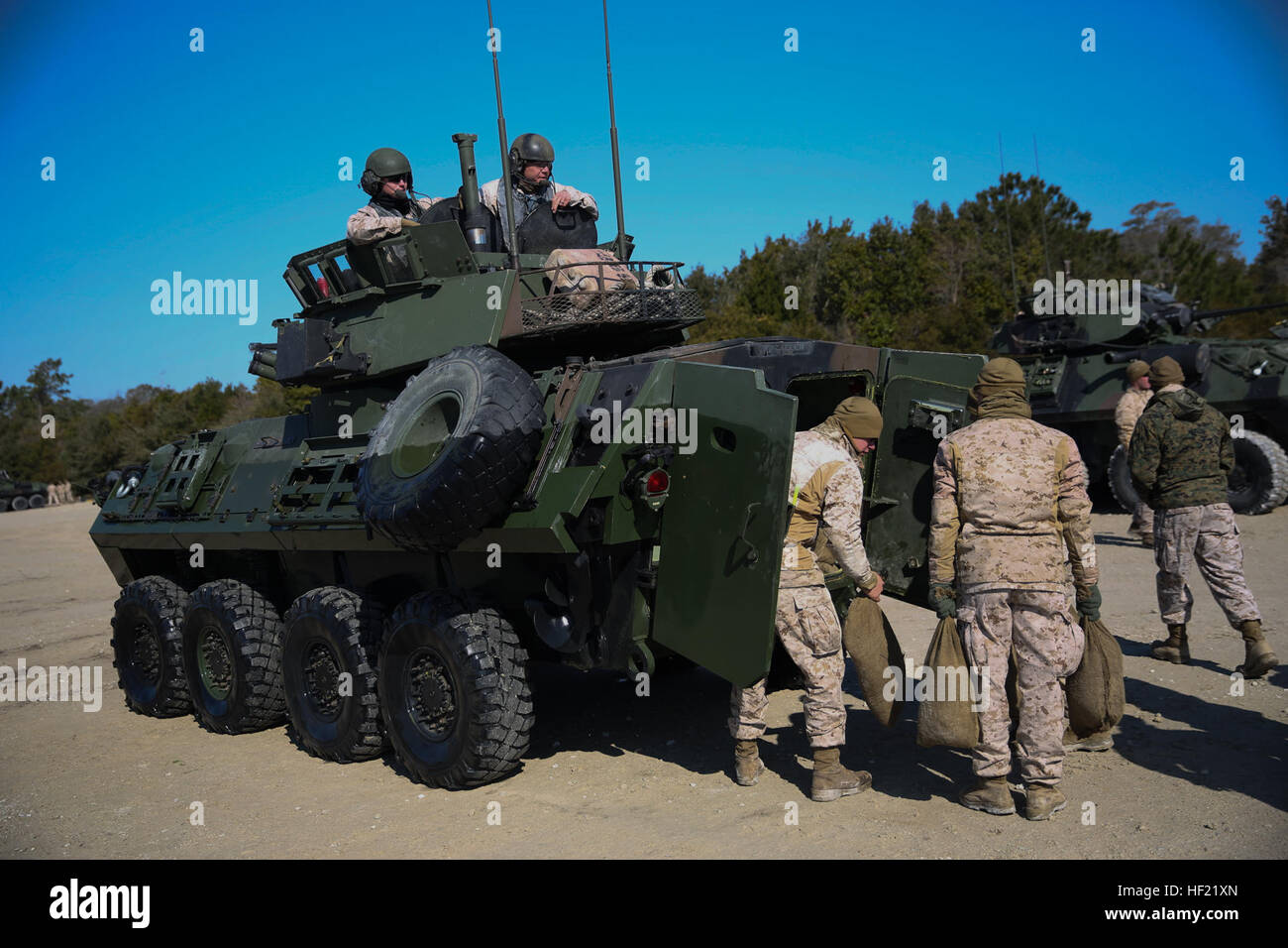 2nd light armored reconnaissance battalion hi-res stock photography and ...