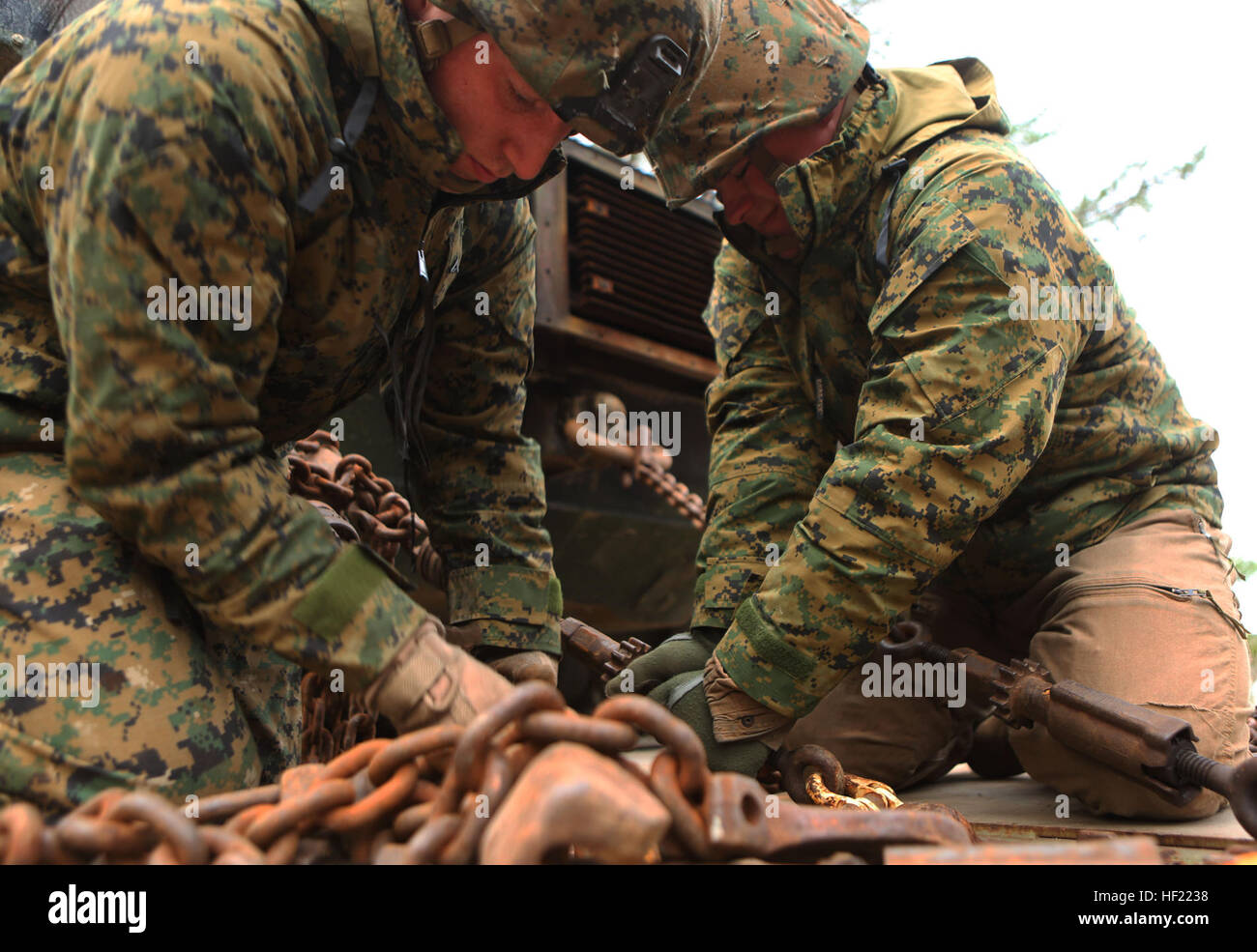 Lance Corporals Jessy Robson (left), a loader and native of Buffalo, N ...