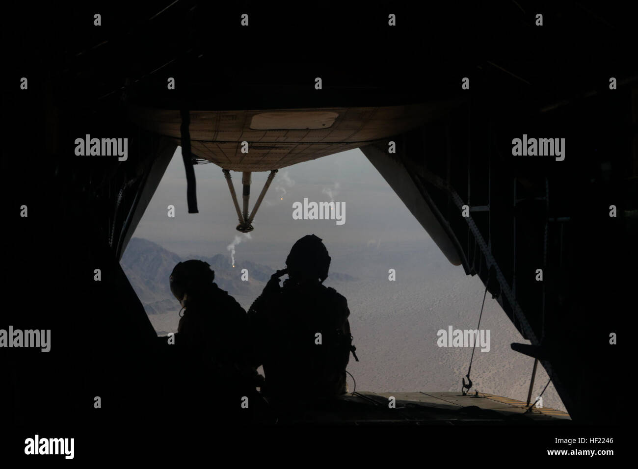 YUMA, Ariz. ? U.S. Marine Corps Sgt. Ryan Hetu, CH-53 crew chief ...