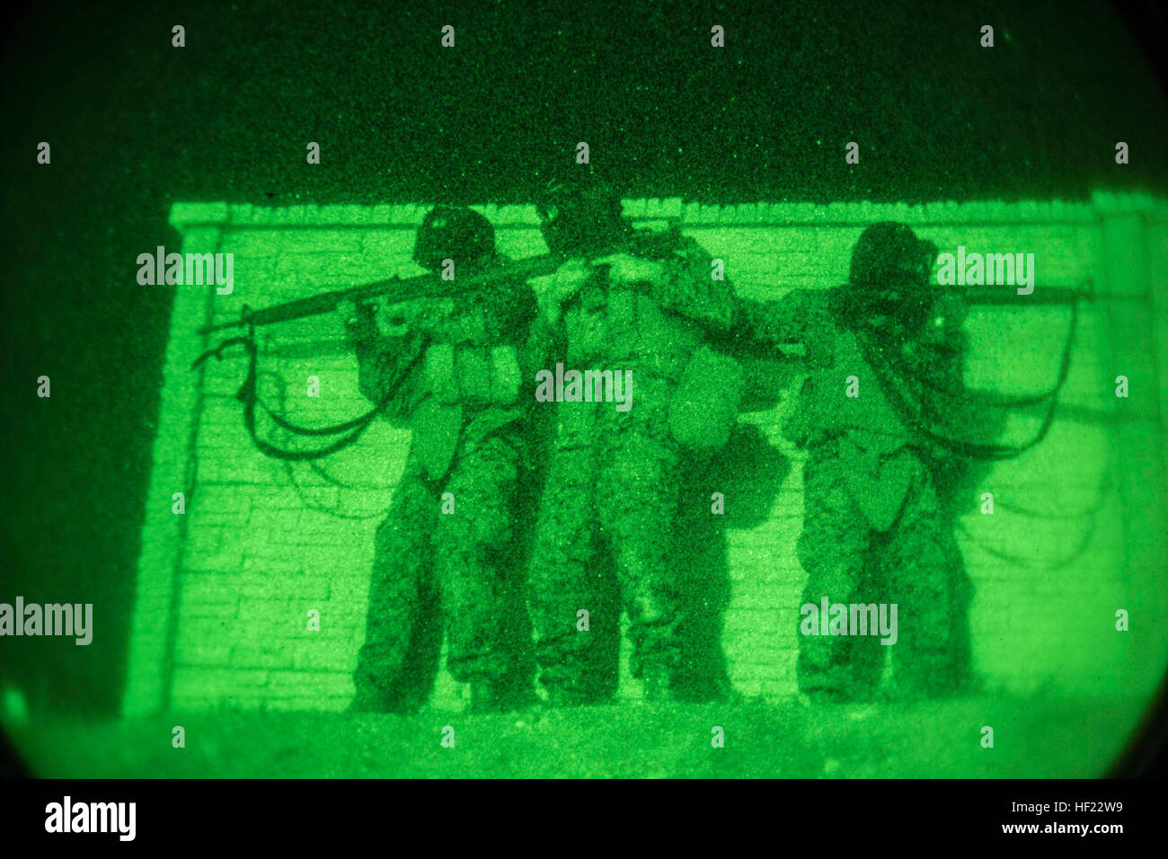 U.S. Marines with 9th Communication Battalion, I Marine Expeditionary ...