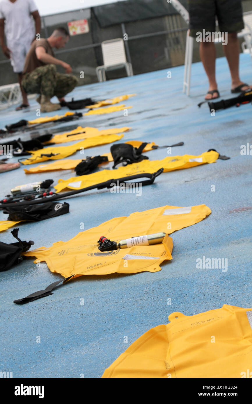 Flotation unit hi-res stock photography and images - Alamy