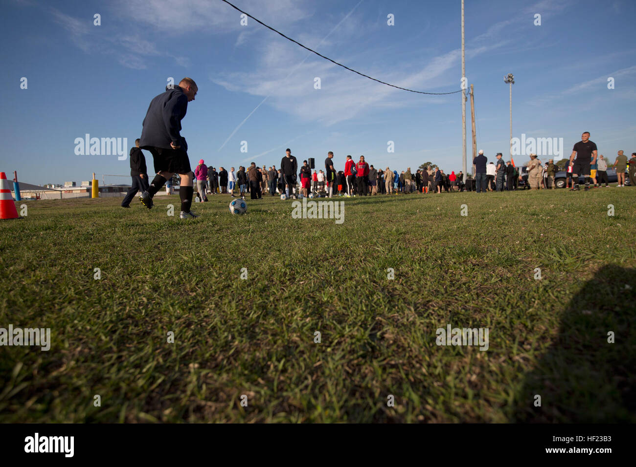U.S. Marines from Headquarters and Headquarters Squadron practice ...