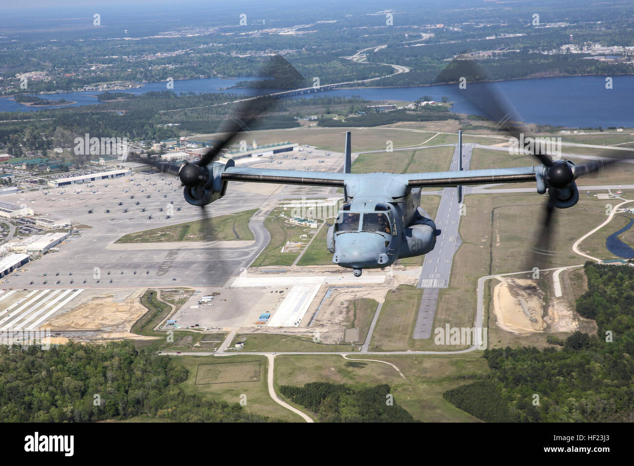 Marine Medium Tiltrotor Training Squadron (VMMT) 204 conducts a ...