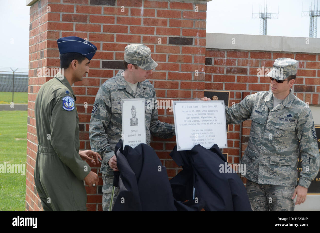 906 air refueling squadron hi-res stock photography and images - Alamy