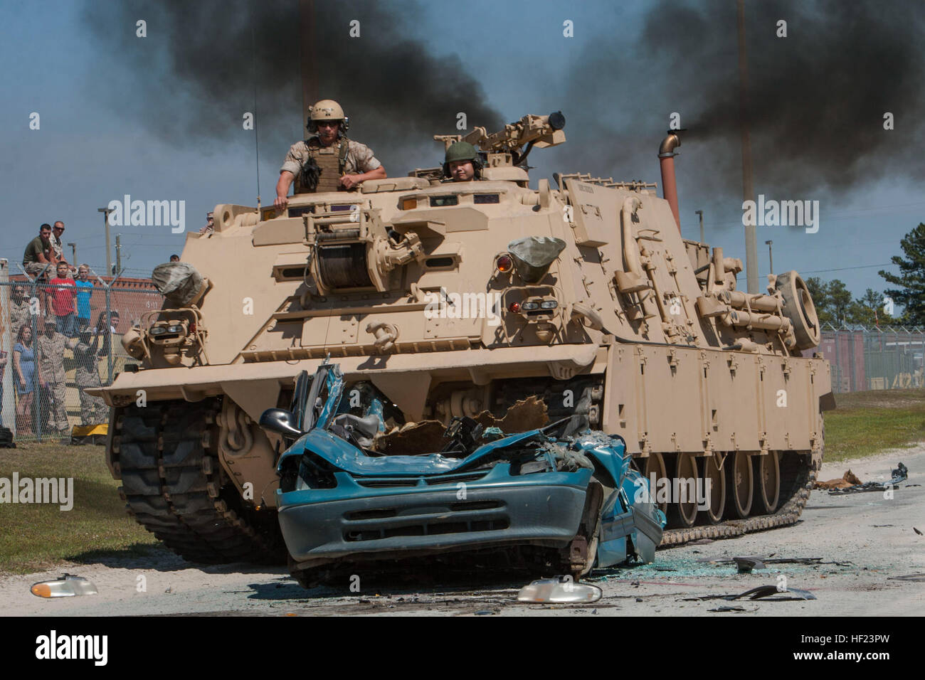 Marines with 2nd Maintenance Battalion, 2nd Marine Logistics Group ...