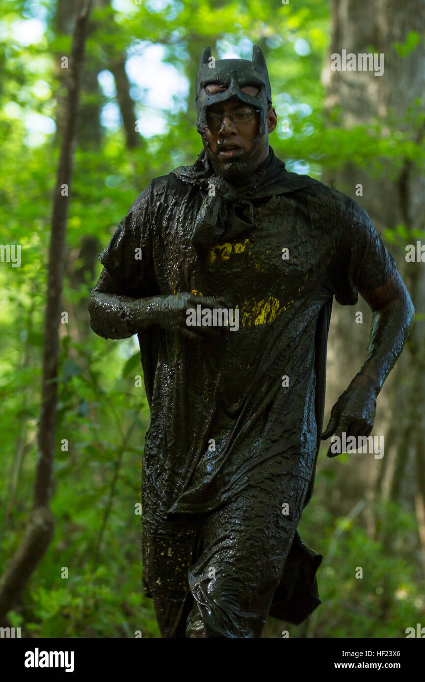 Running enthusiasts converged on Stone Bay for the MARSOC Mud, Sweat ...
