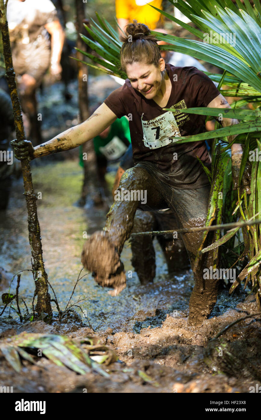 Running enthusiasts converged on Stone Bay for the MARSOC Mud, Sweat ...