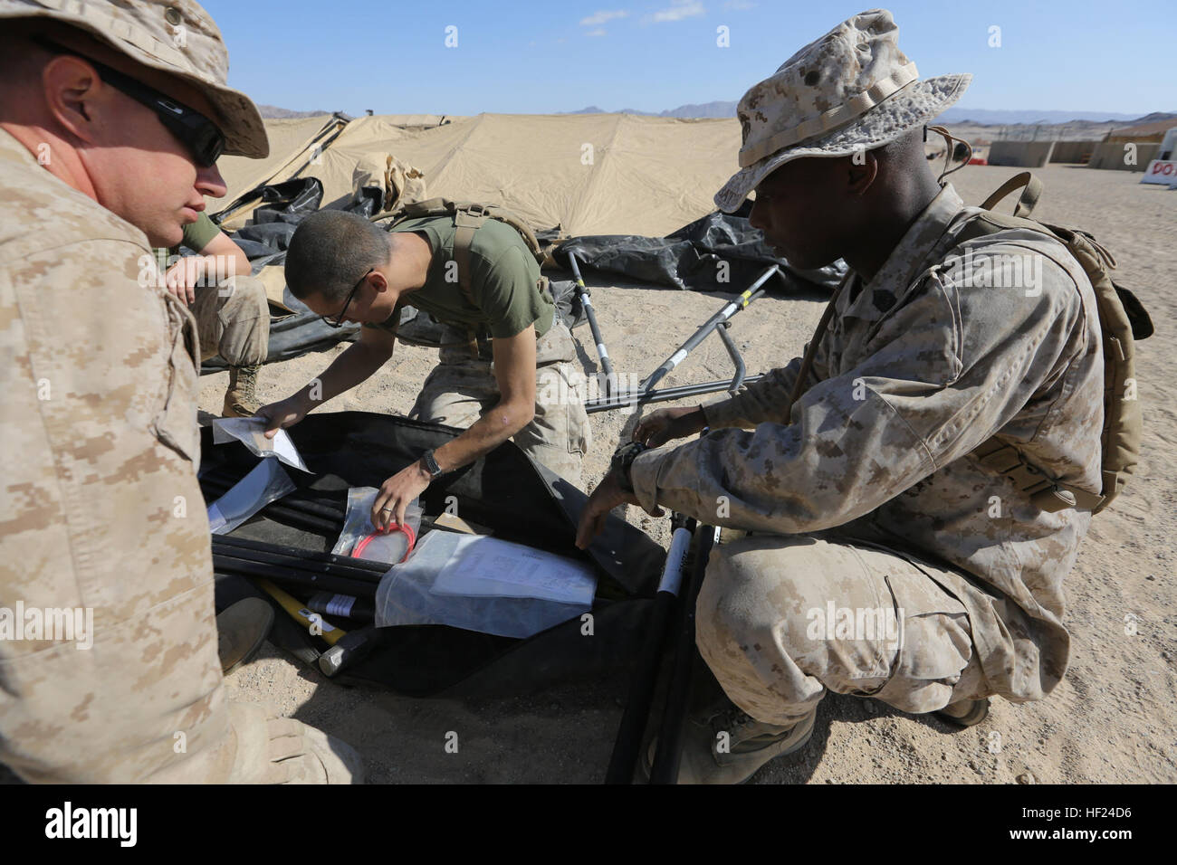 U.S. Marines with Headquarters Regiment, 1st Marine Logistics Group ...