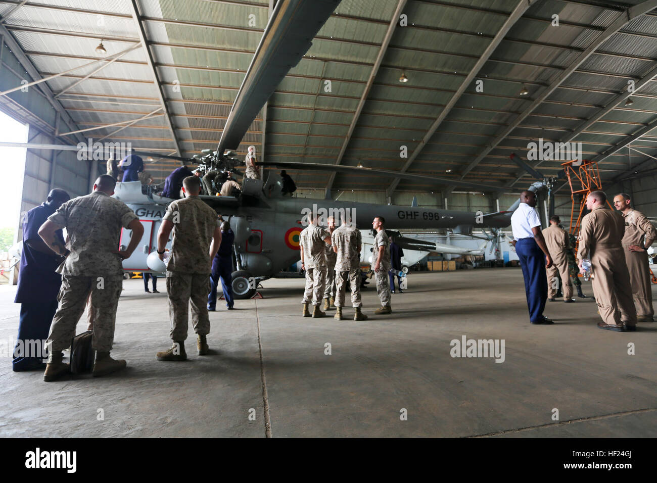 Ghanaian armed forces hi-res stock photography and images - Alamy