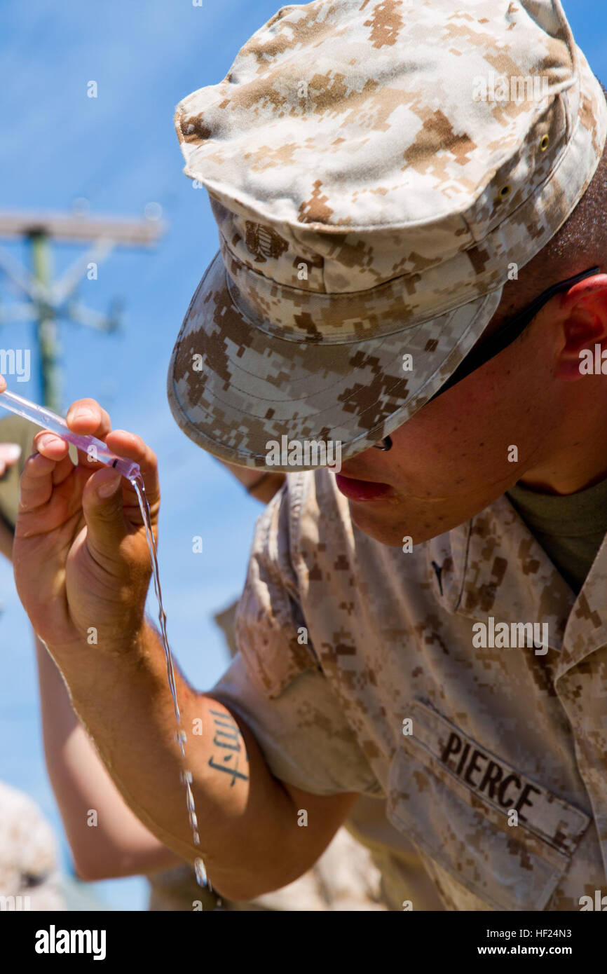 Platoon water purification system hi-res stock photography and images ...