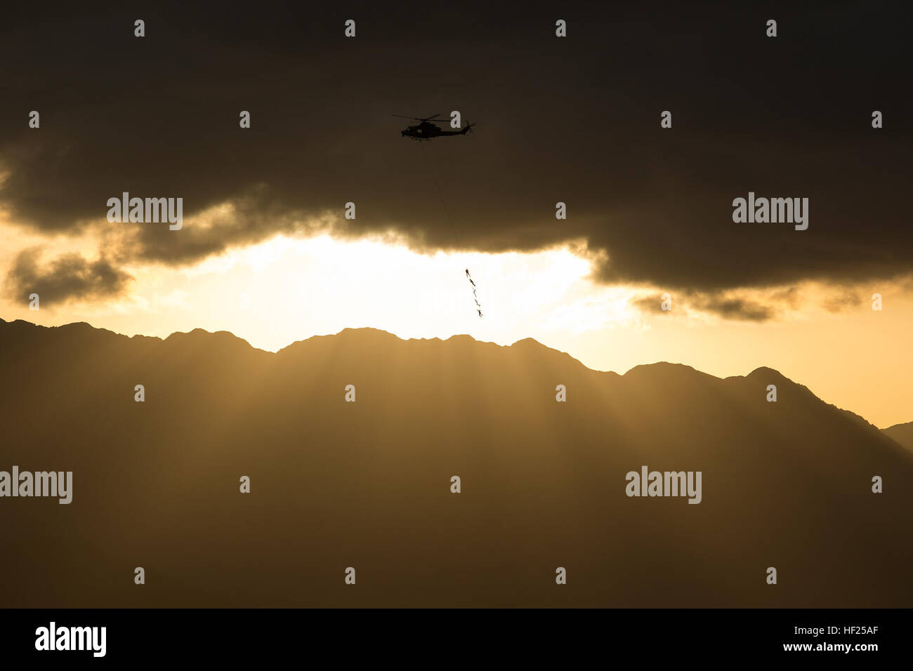 Spy rigging hi-res stock photography and images - Alamy