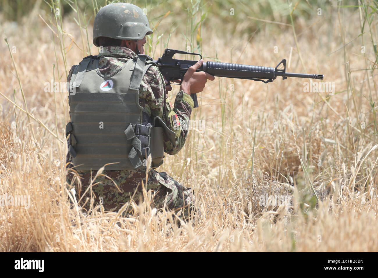 Afghan National Army (ANA) soldiers with the 4th Tolay, 6th Kandak, 6th ...