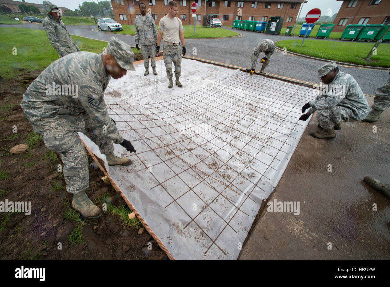 U.S. Airmen from the 140th Civil Engineering Squadron, Colorado Air ...