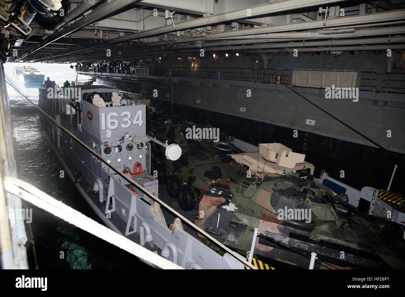 Landing craft utility lcu 1634 hi-res stock photography and images - Alamy