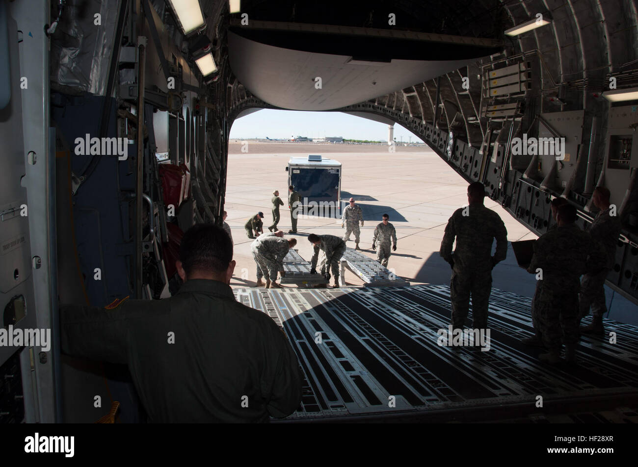 Members of the Arizona National Guard's 91st Civil Support Team and the ...