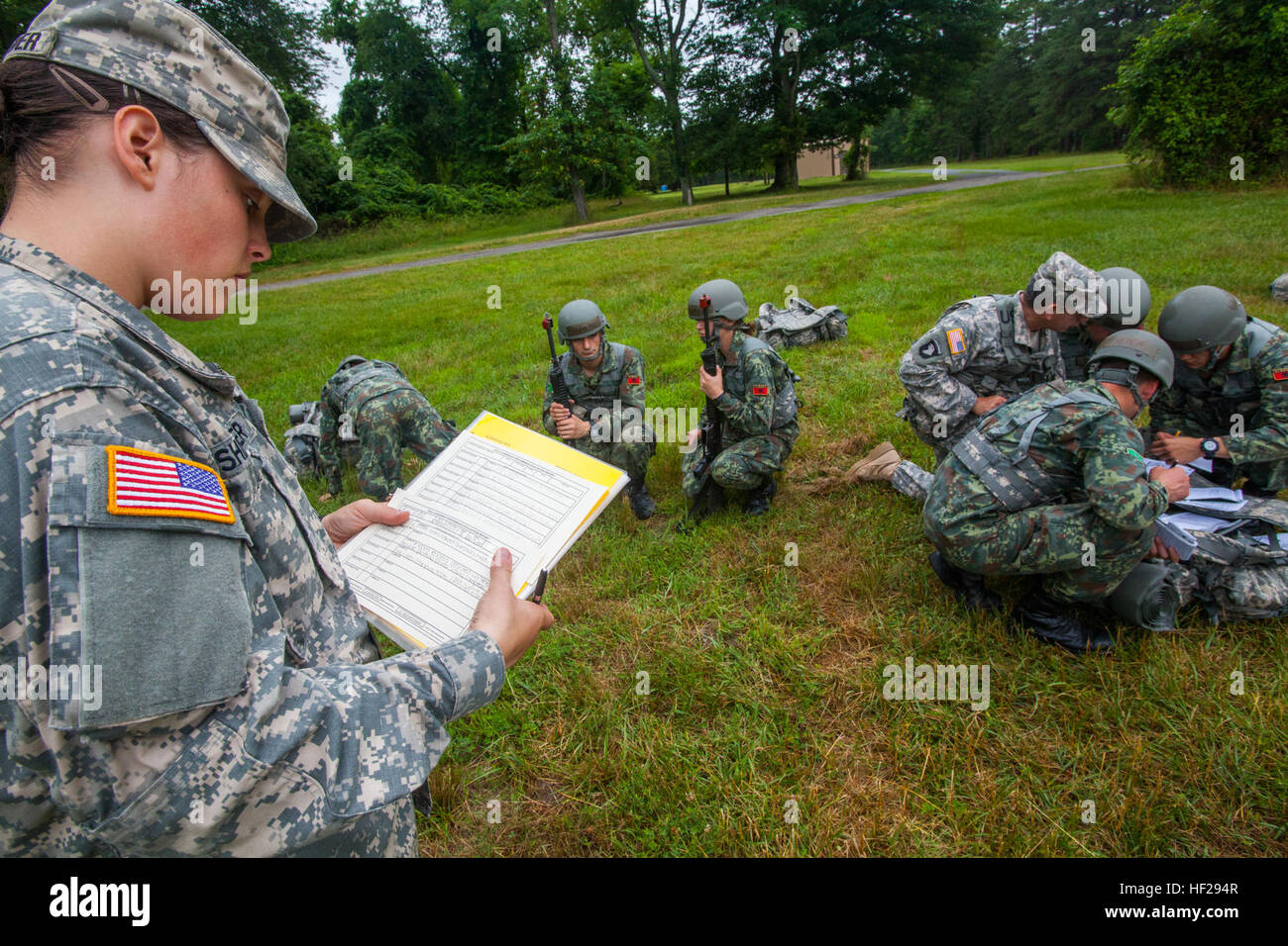 Army ocs national guard officers hi-res stock photography and images ...
