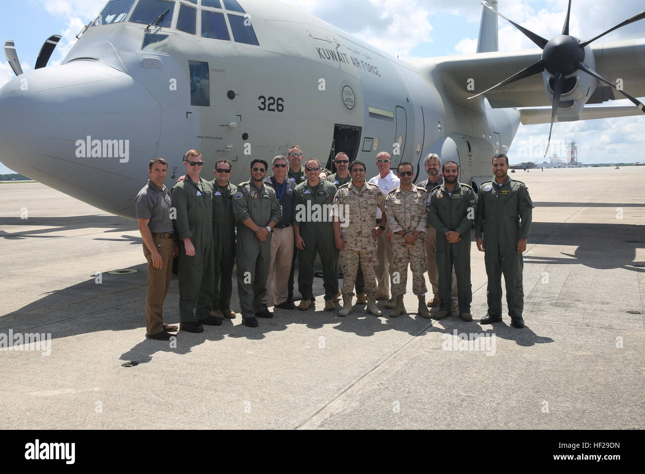 Members of the Kuwait Air Force and Aviation Training Consulting pose ...