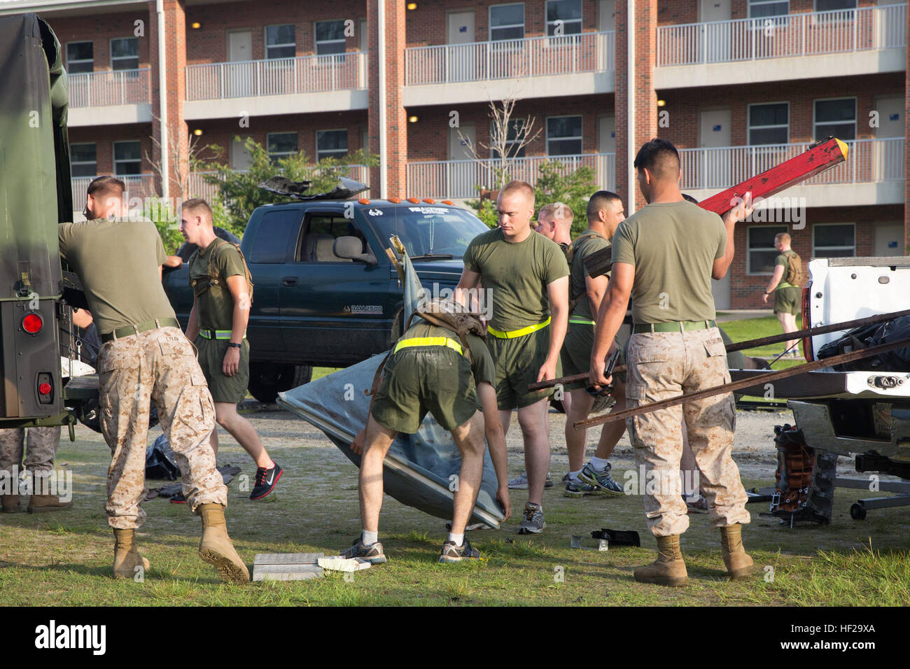 Marines with 8th Communication Battalion, II Marine Expeditionary Force ...