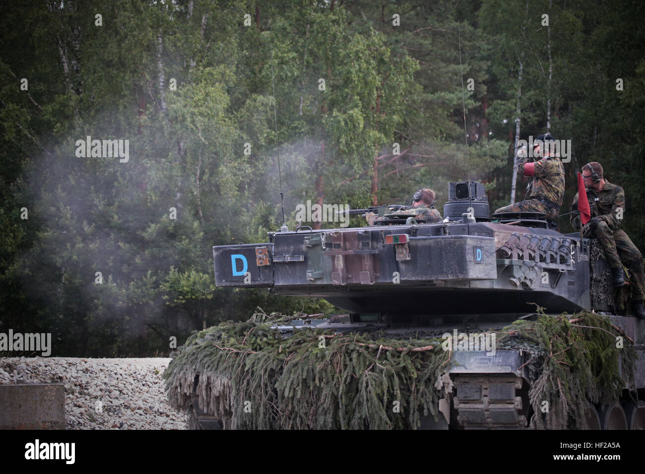 A German Army Leopard 2 battle tank crew from the 104th Panzer ...