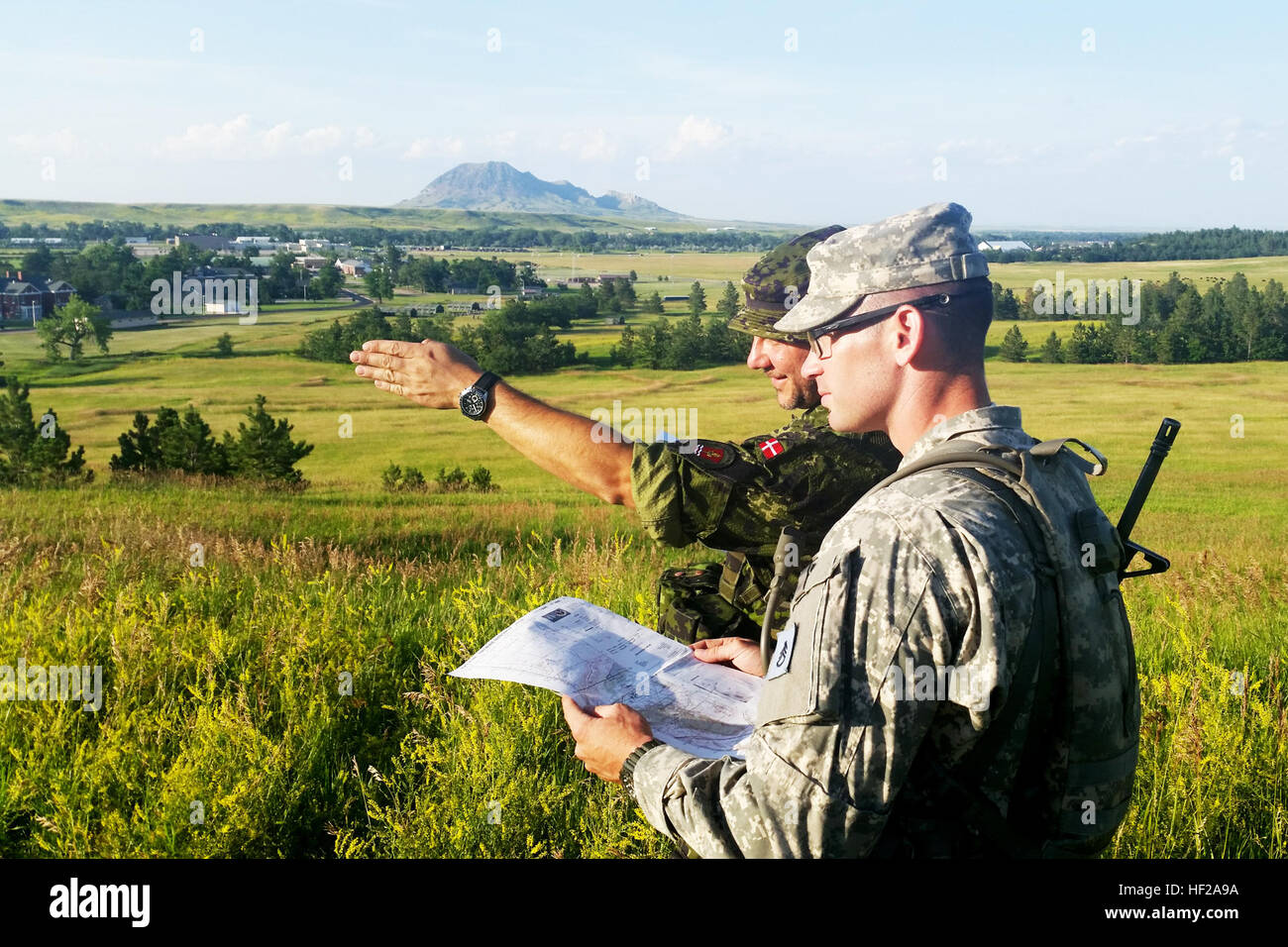 U s army instructors train hi-res stock photography and images - Alamy