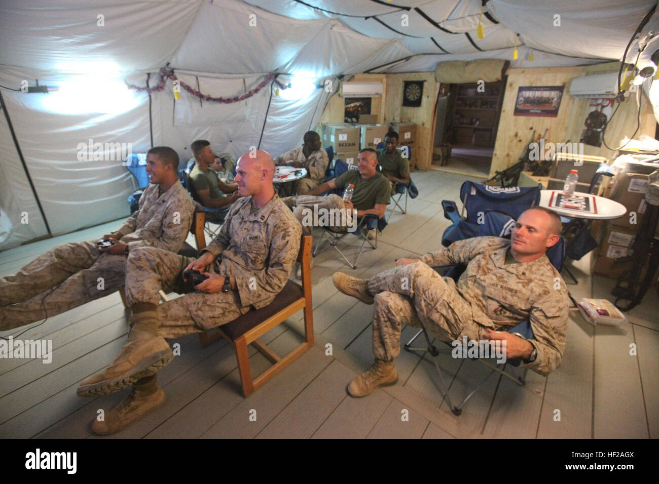 Marines from Headquarters and Service Co., 9th Engineer Support ...