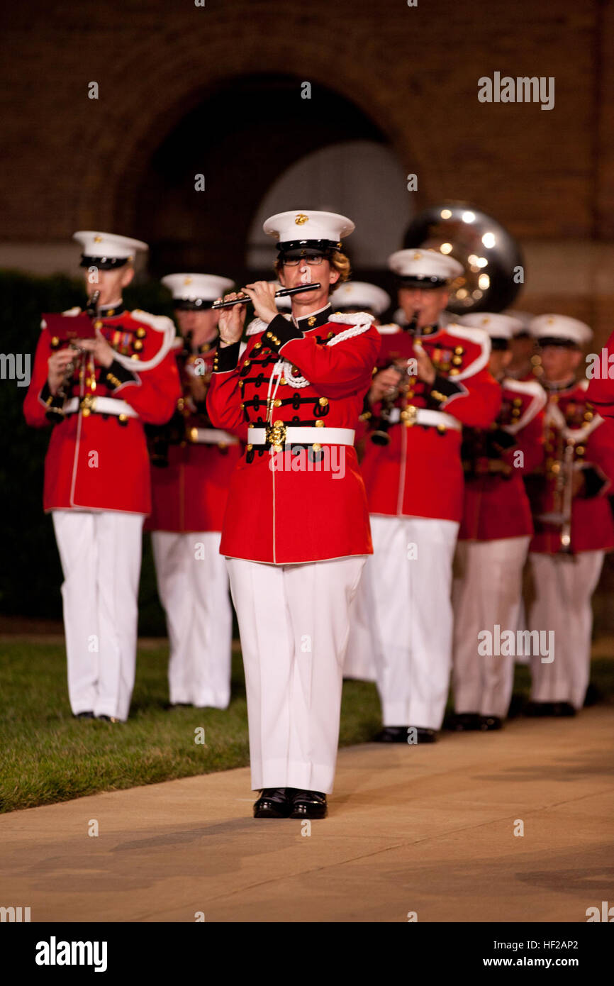 Usmc combat camera hi-res stock photography and images - Alamy