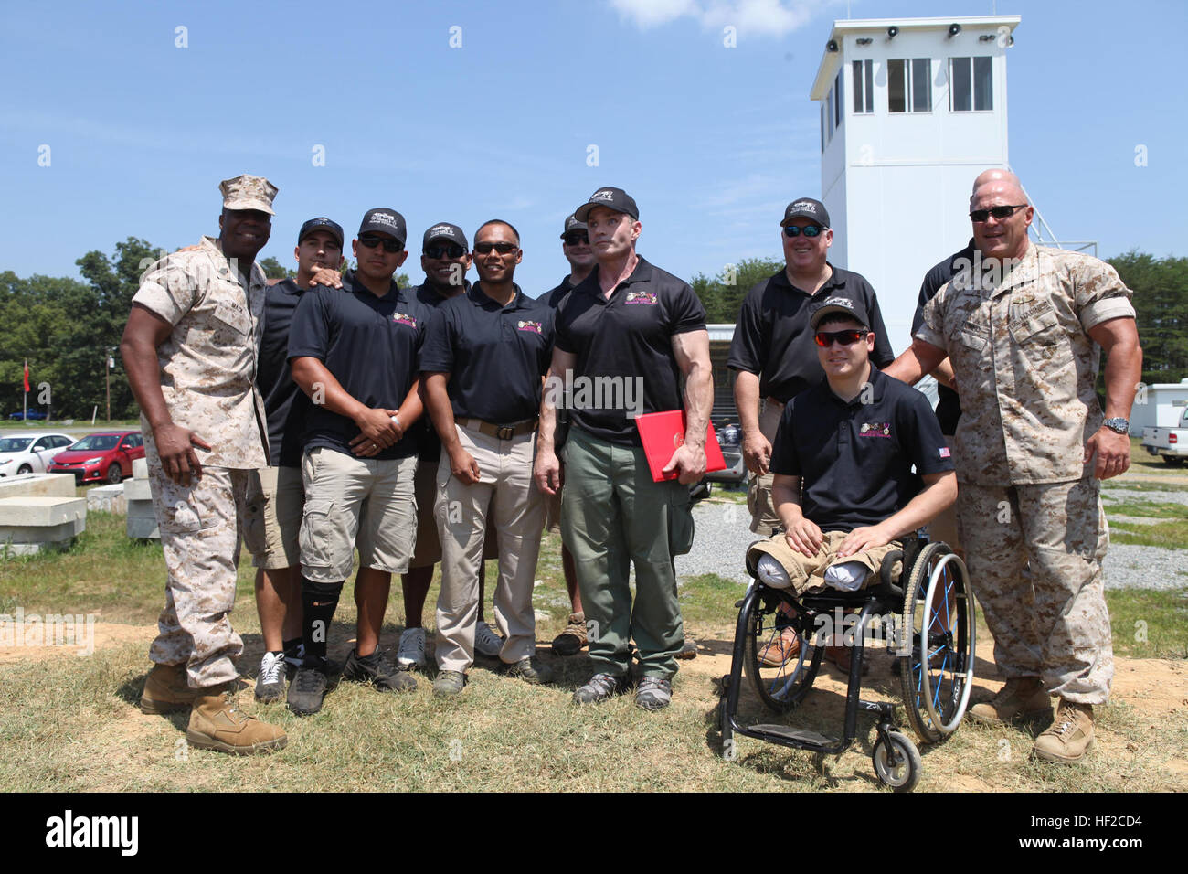 Take aim fire hi-res stock photography and images - Alamy