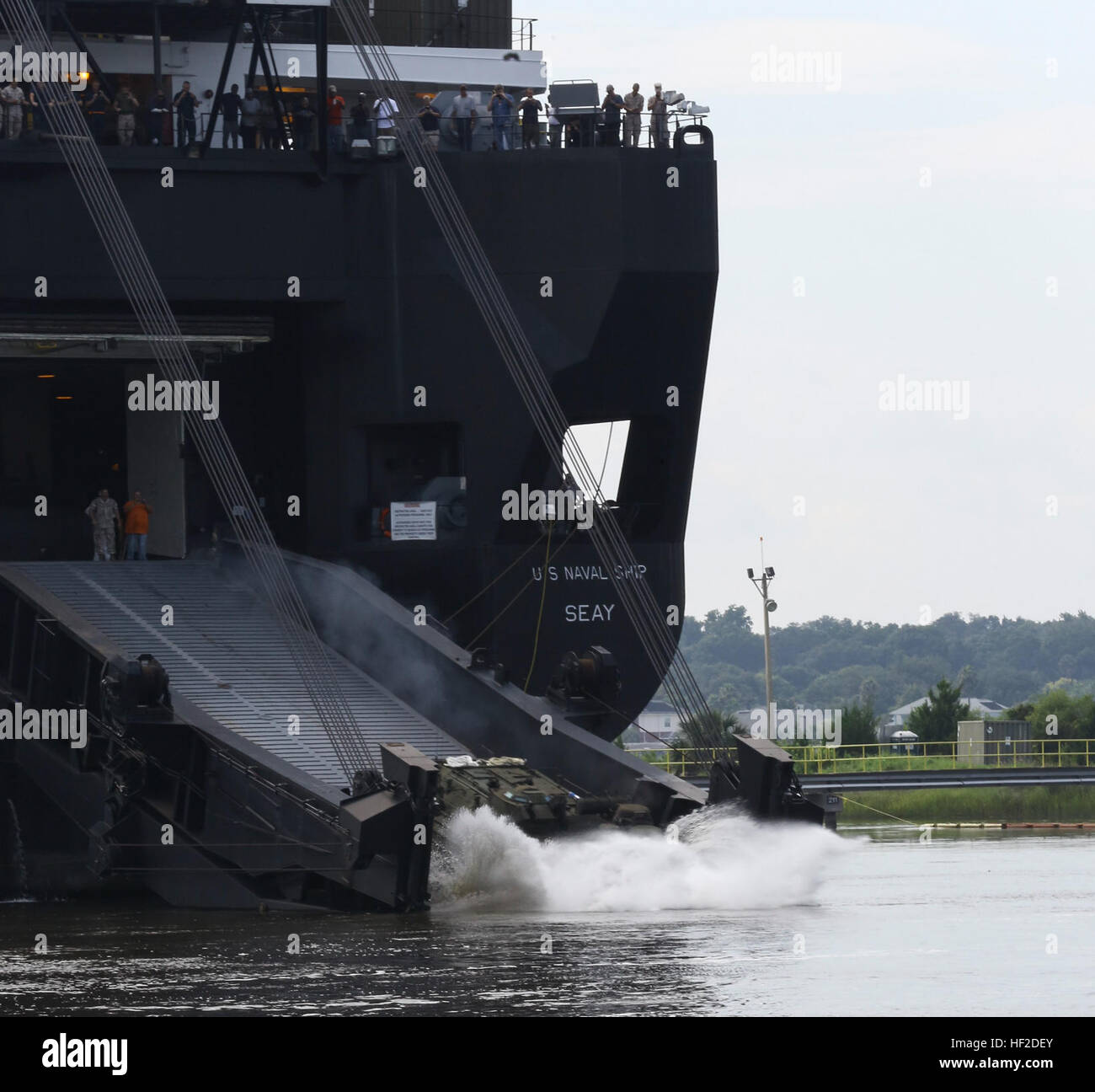 Marine corps support facility blount island 4th aav battalion hi-res ...
