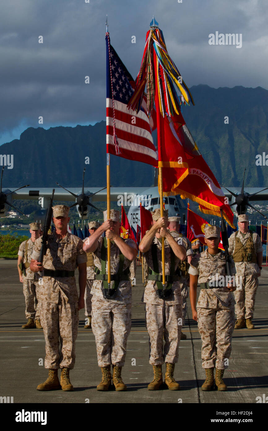 U S Marines With U S Marine Corps Forces Pacific Carry The Colors