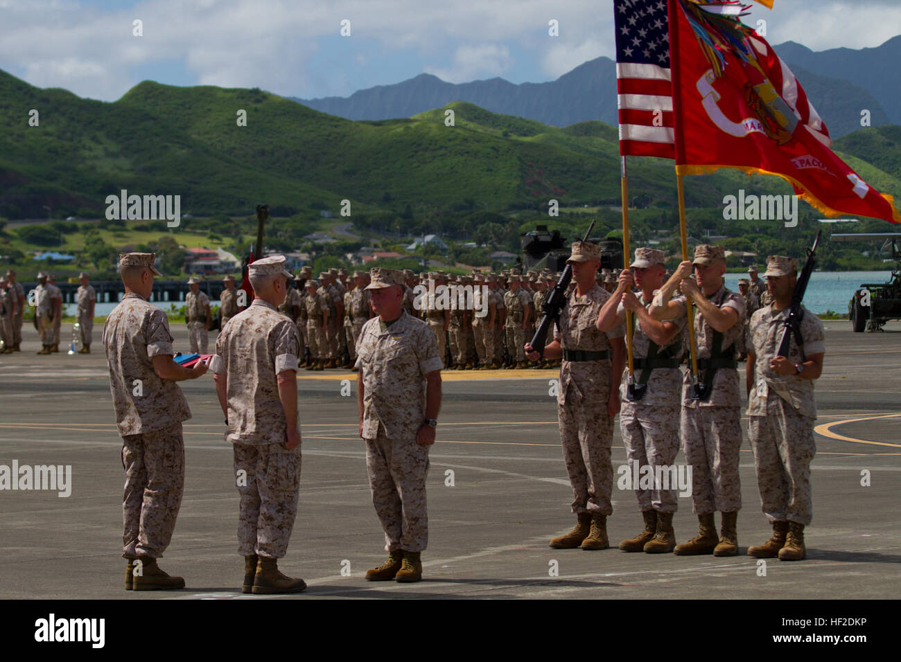 Marine corps base hawaii change of command hi-res stock photography and ...