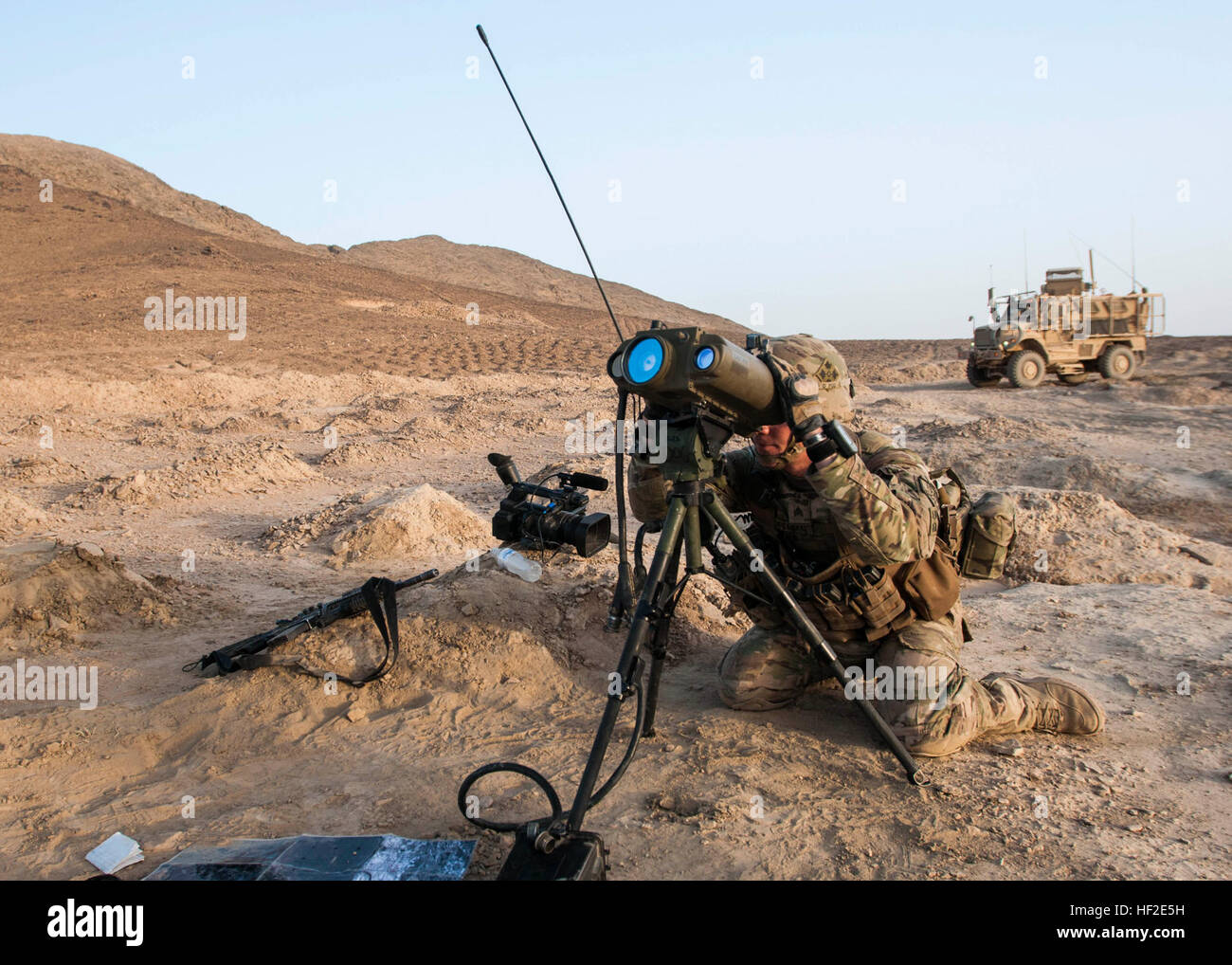 U.S. Army personnel conduct artillery training south of Kandahar ...