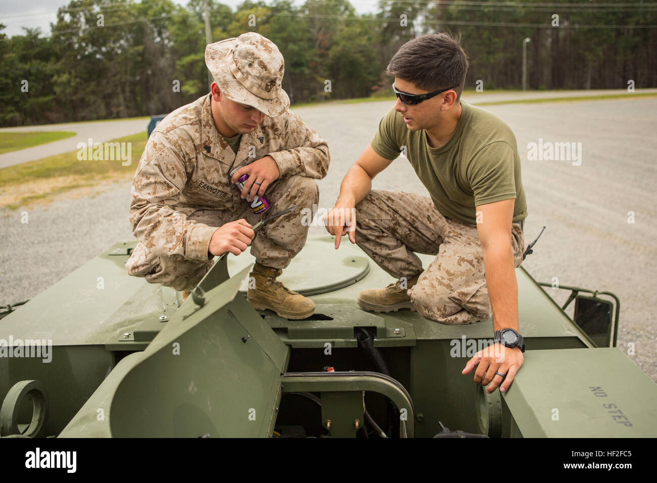 U.S. Marines with 3rd Battalion, 2nd Marine Regiment (3/2), 2nd Marine ...