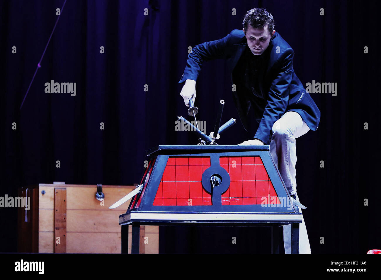 Magician assistant hi-res stock photography and images - Alamy