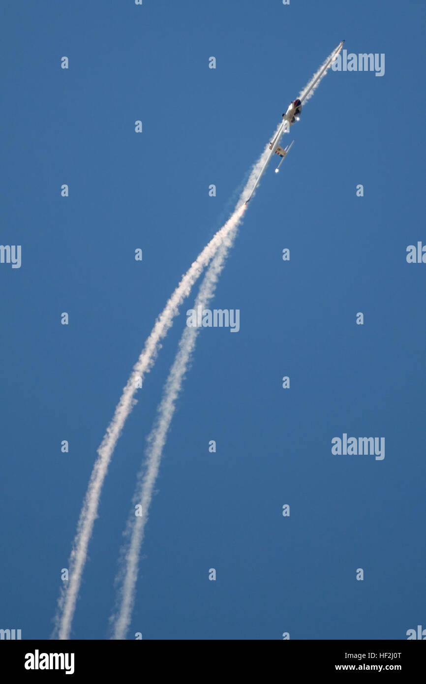 Aerobatic performance during public exhibition hi-res stock photography ...