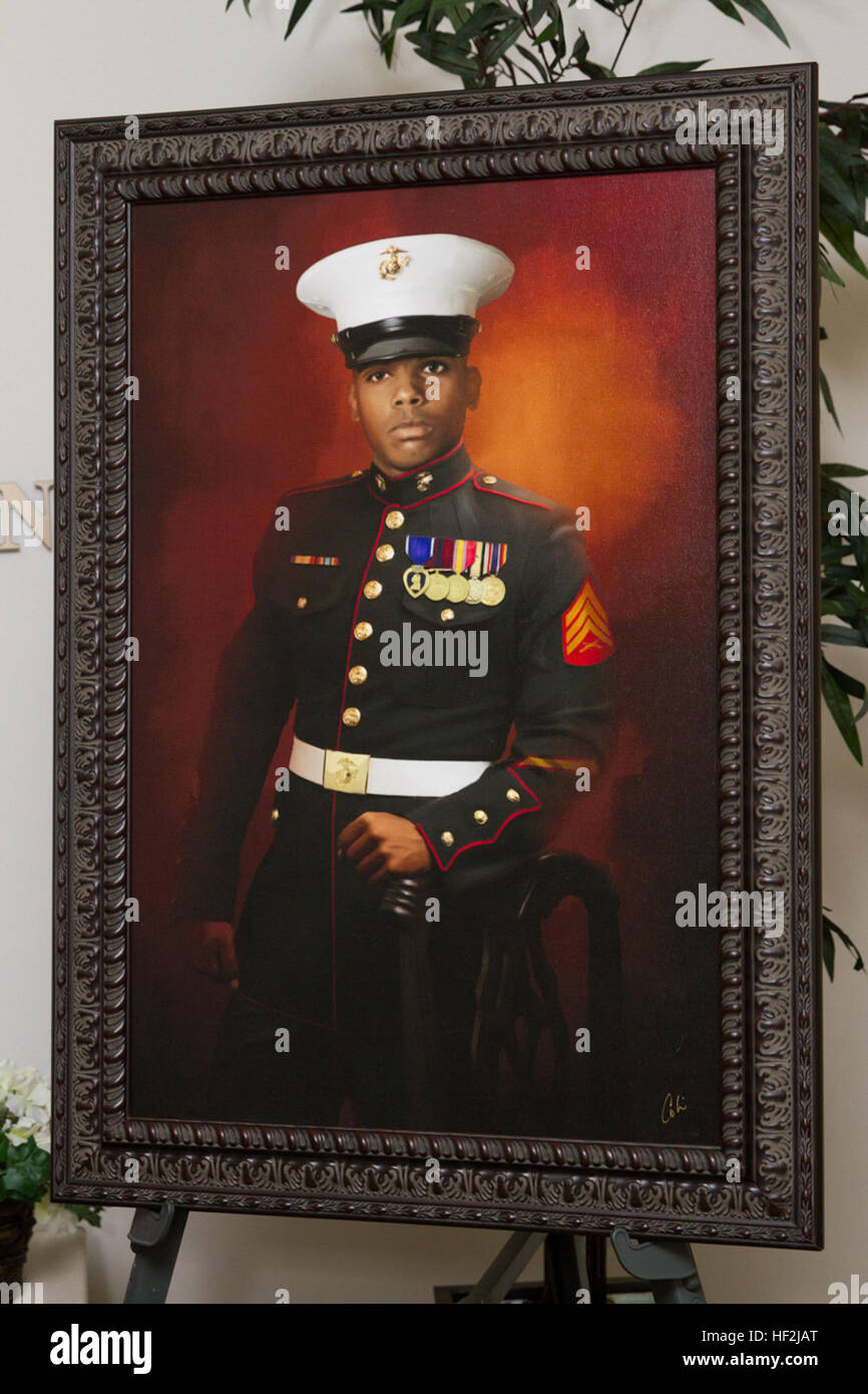 Today, the USMC Wounded Warrior Regiment dedicated a portrait of ...
