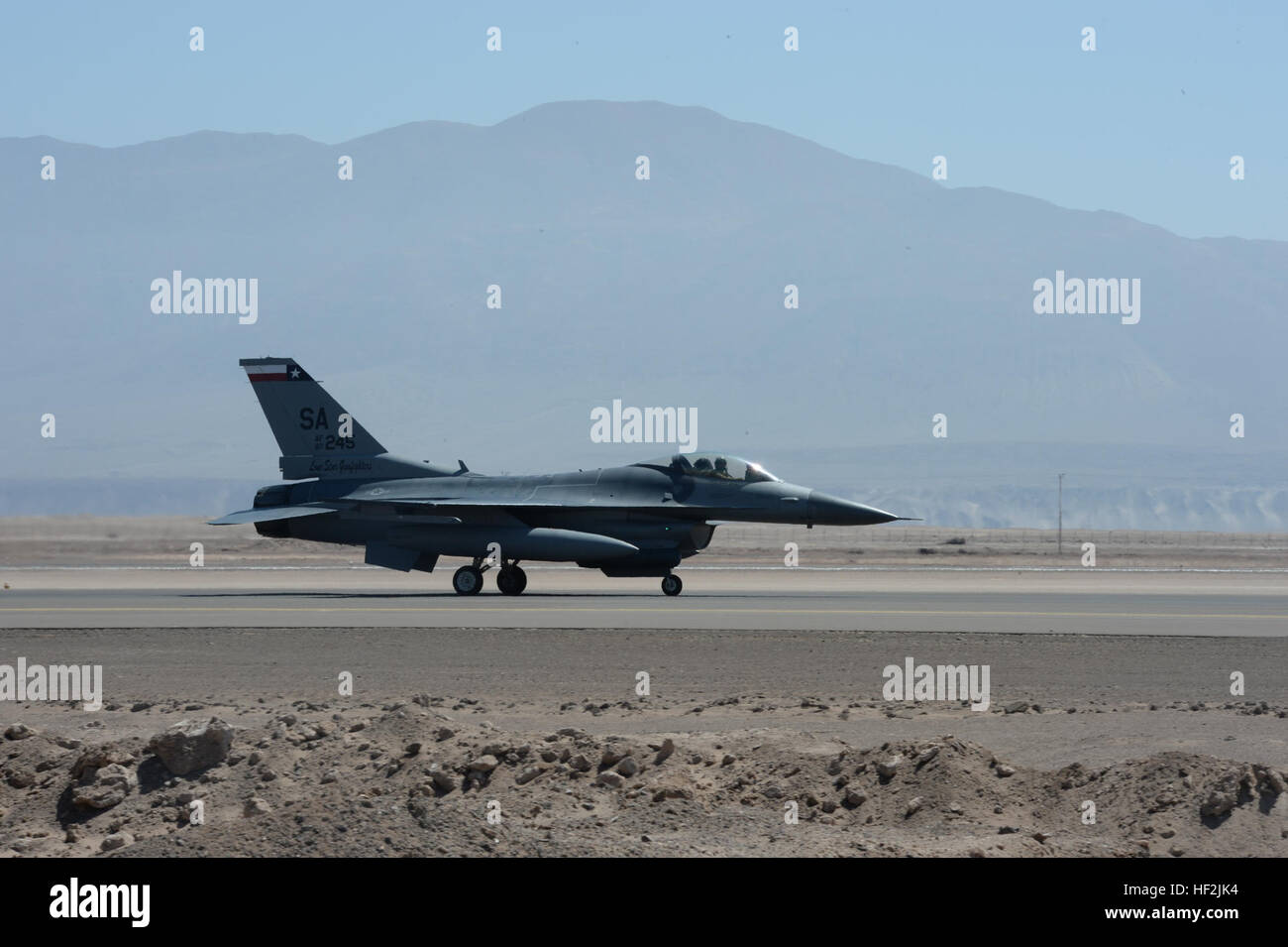 Air national guard mechanics hi-res stock photography and images - Alamy