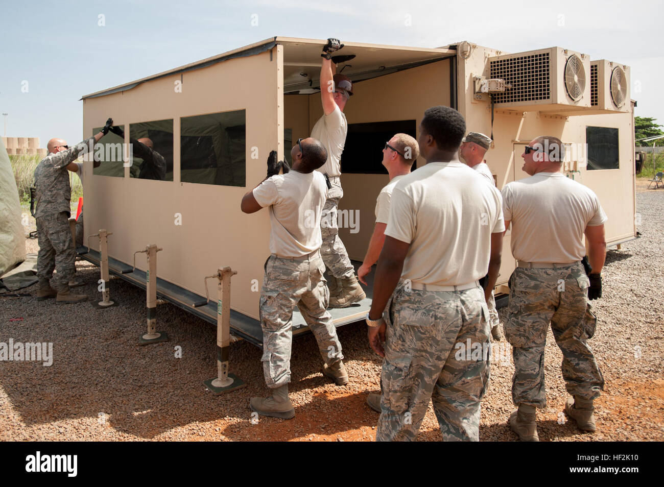 Airmen from the Kentucky Air National Guard’s 123rd Contingency ...