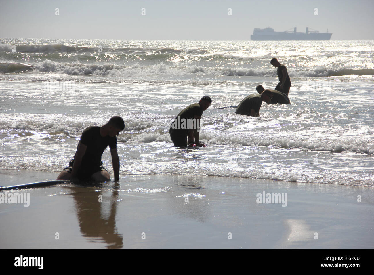 Tactical water purification system hi-res stock photography and images ...