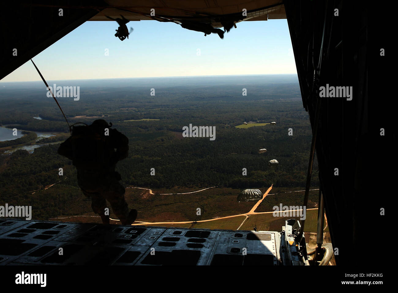 507th parachute infantry regiment hi-res stock photography and images ...