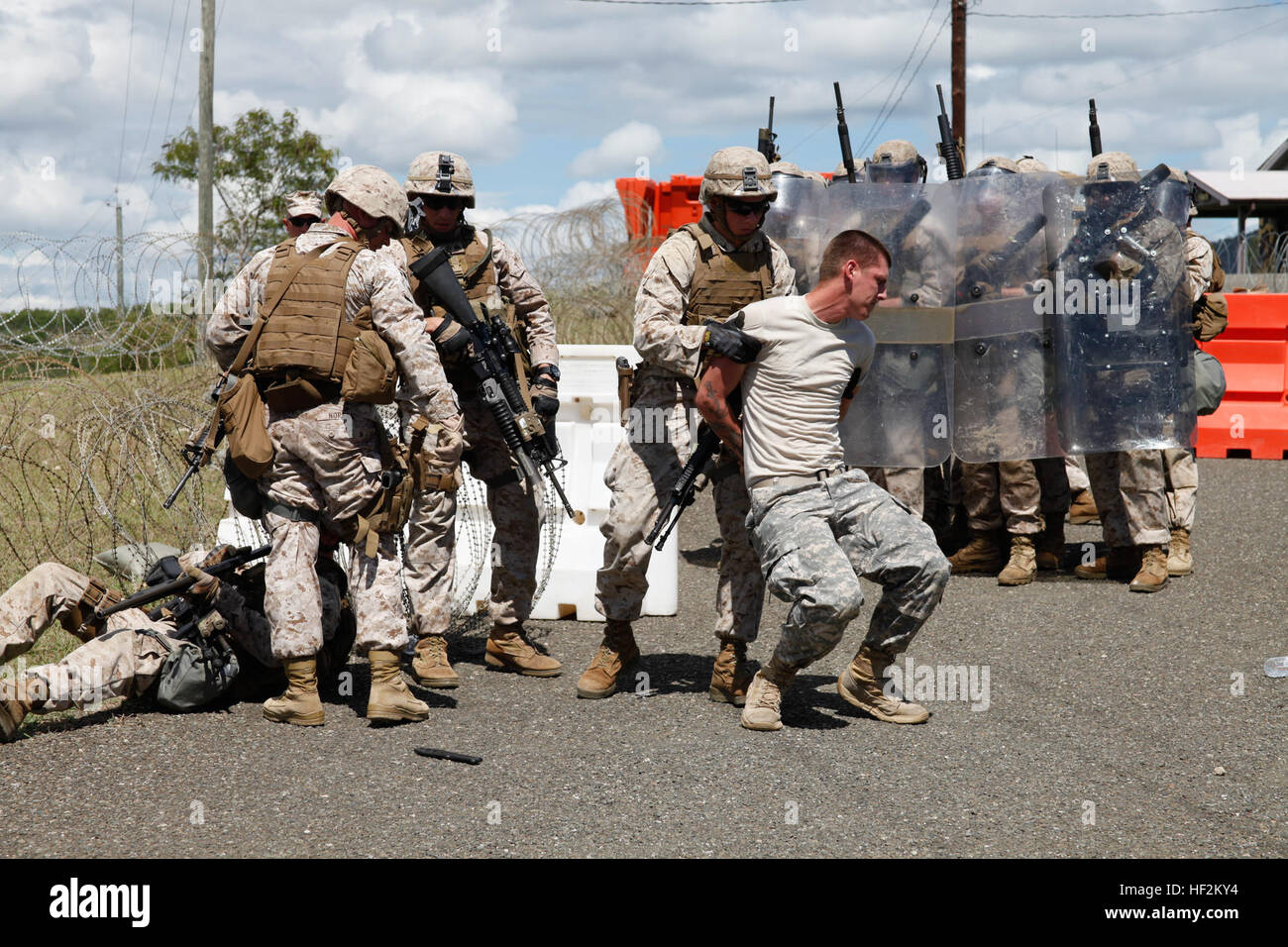 Fleet antiterrorism security team hi-res stock photography and images ...