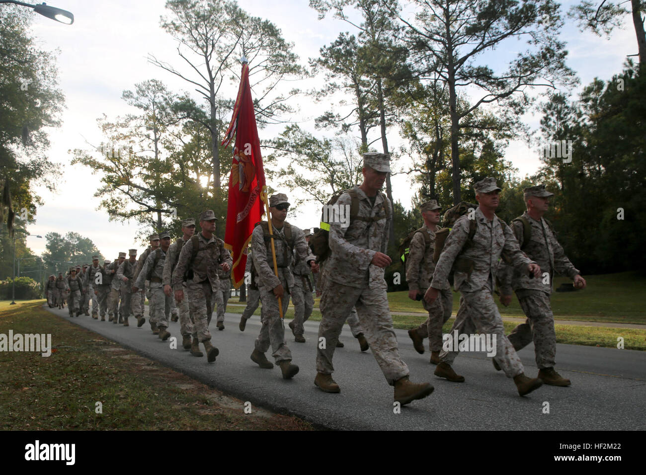Marines and sailors with II Marine Expeditionary Force conduct a ...