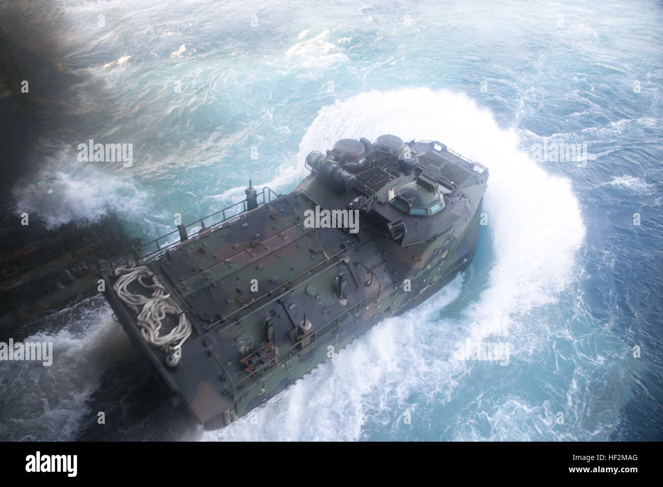 Assault amphibious vehicles launch hi-res stock photography and images ...