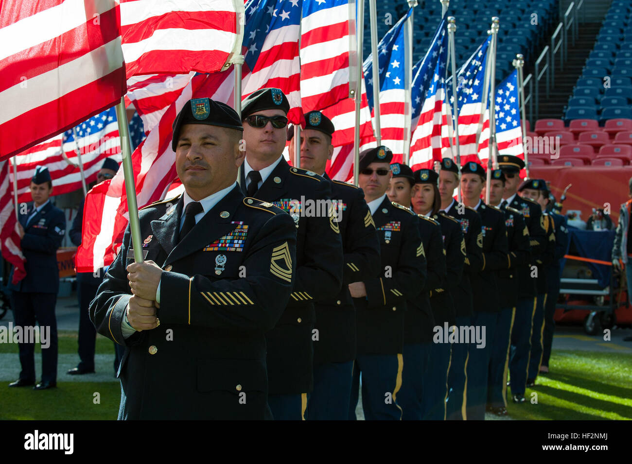 U.S. soldiers and airmen with the Colorado National Guard practice for ...