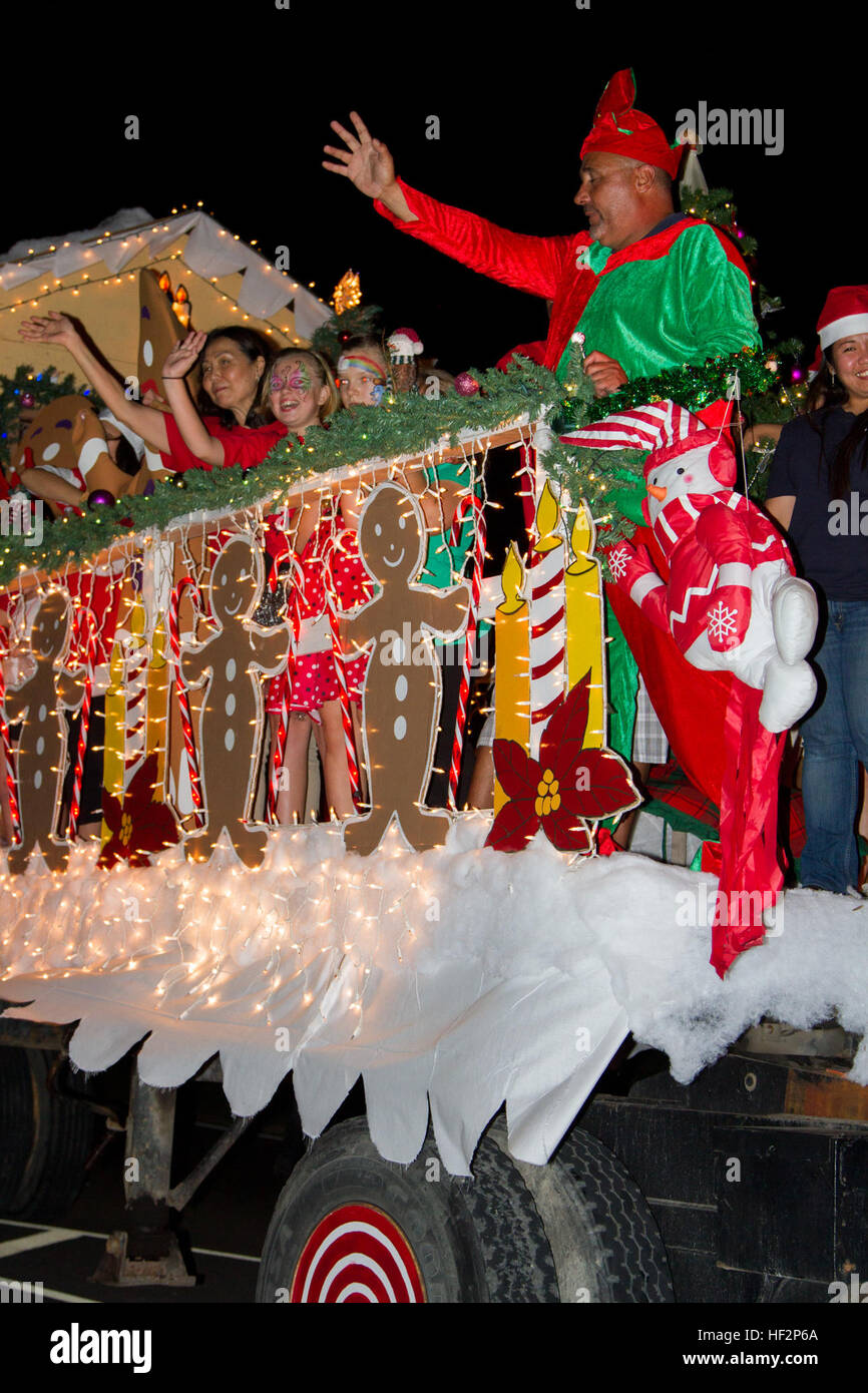 U s coast guard parade float hi-res stock photography and images - Alamy