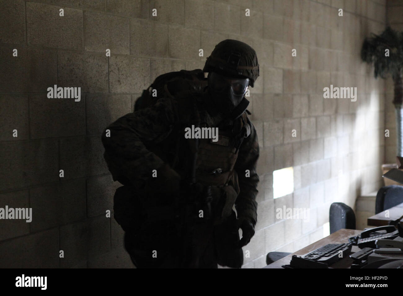 Marines with 1st Battalion, 5th Marine Regiment, clear rooms during ...