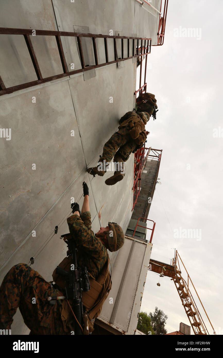 U.S. Marines with the 15th Marine Expeditionary Unit's Maritime Raid ...
