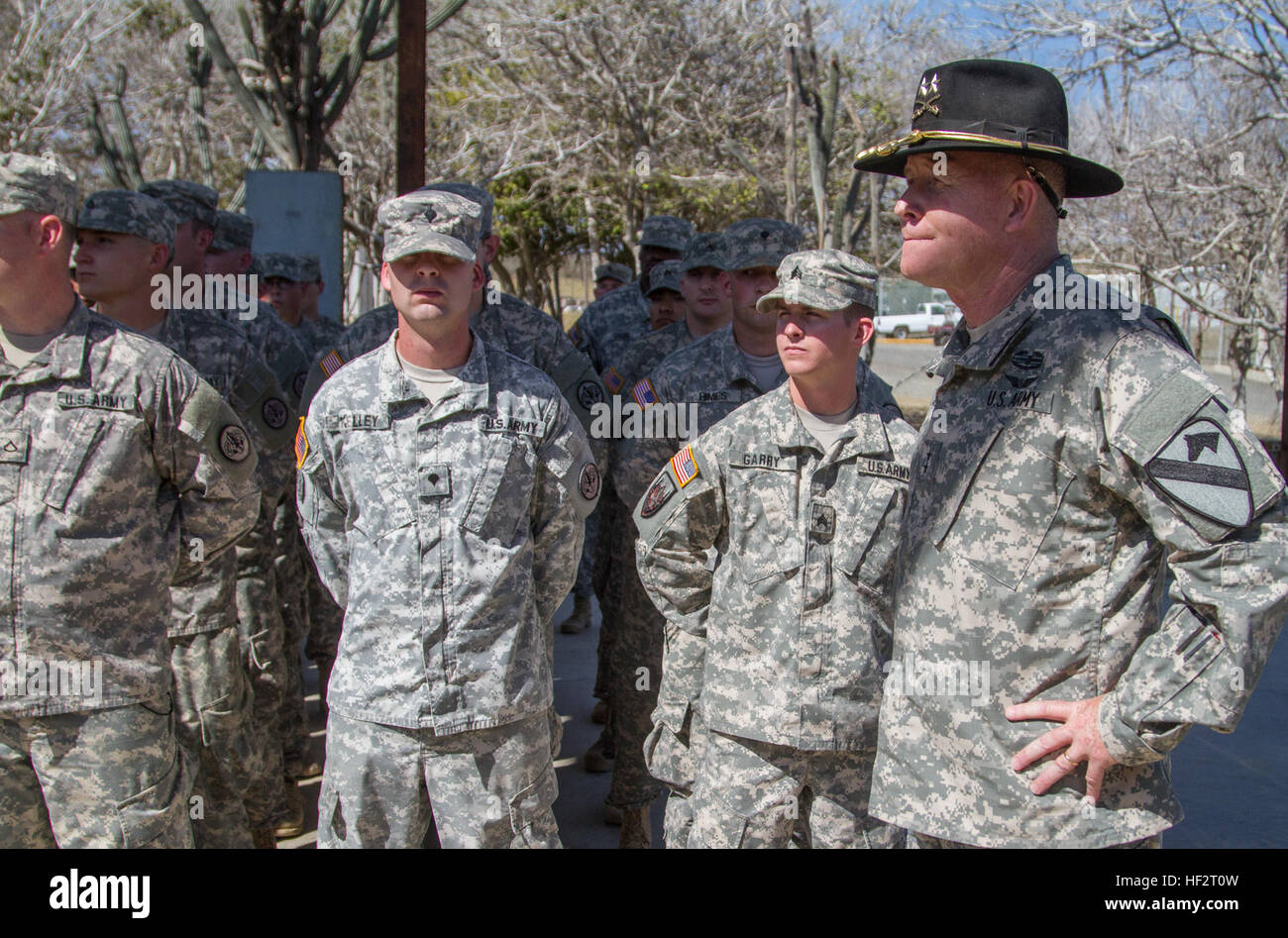 Major general michael bills hi-res stock photography and images - Alamy