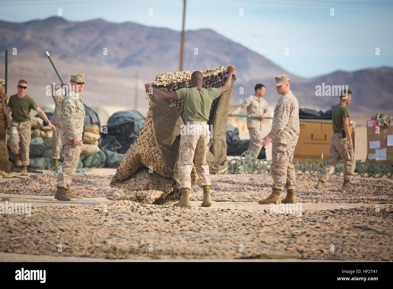 Twentynine palms twenty nine palms hi-res stock photography and images ...
